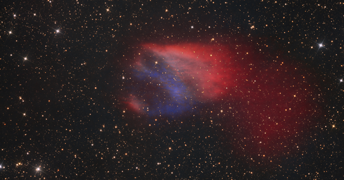 The Flaming Skull Nebula (Sh2-68) - Astrophotography by Nicolas ROLLAND